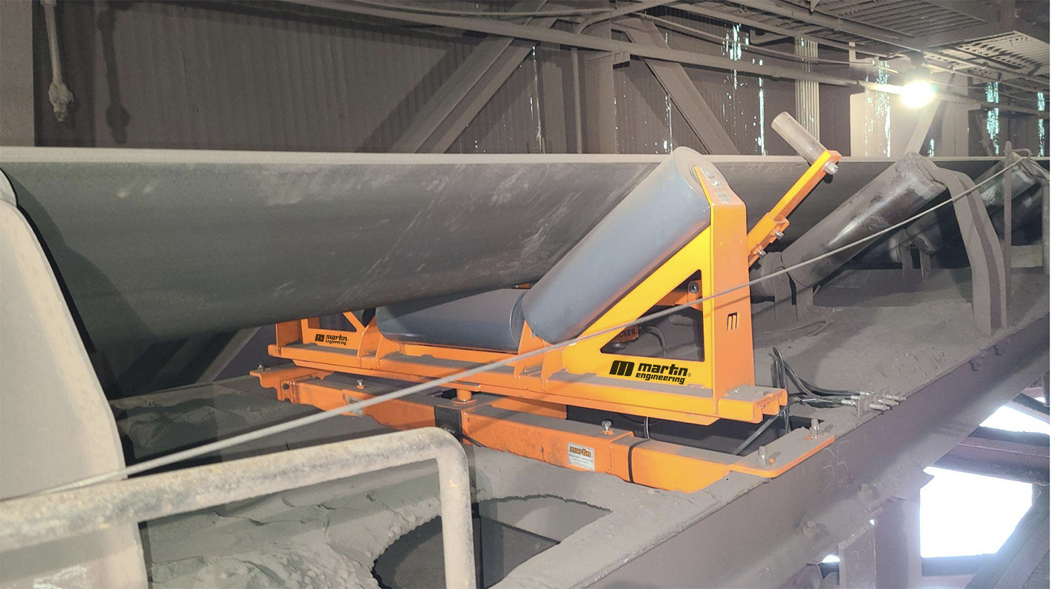 Highly Responsive Conveyor Belt Tracker Improves Production and Safety ...