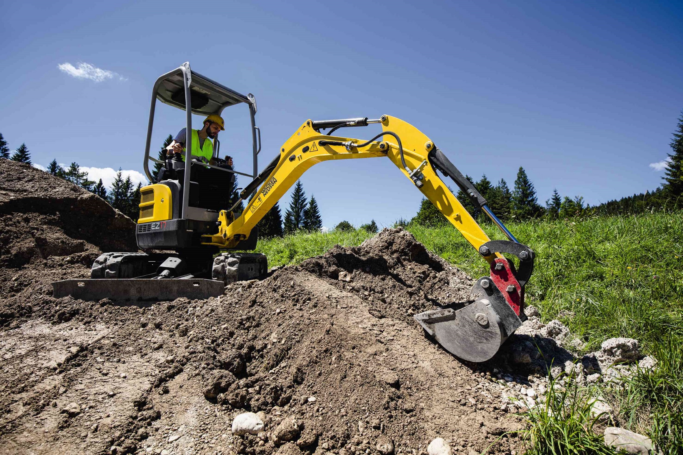 Compact in design, big on performance - Wacker Neuson excavators ...