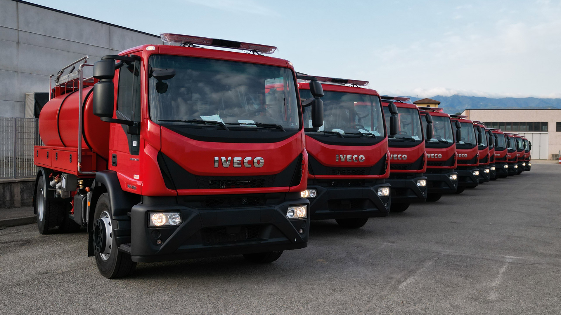 IVECO and MTT supply 20 Eurocargo units to the Directorate of Civil ...